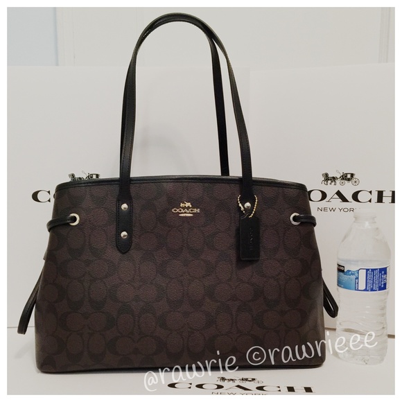 Coach | Bags | New Coach Signature Tote Matching Wallet Set | Poshmark